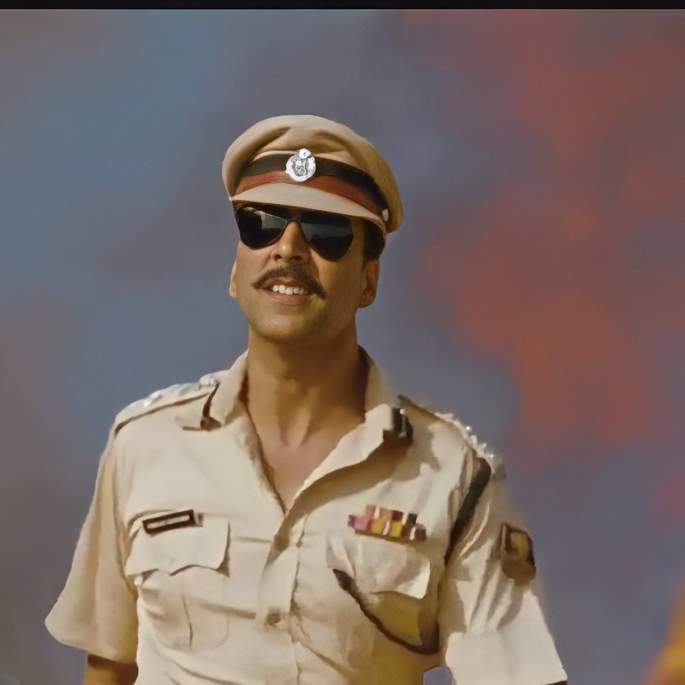 Akshay Kumar In Rowdy Rathore In Police Uniform