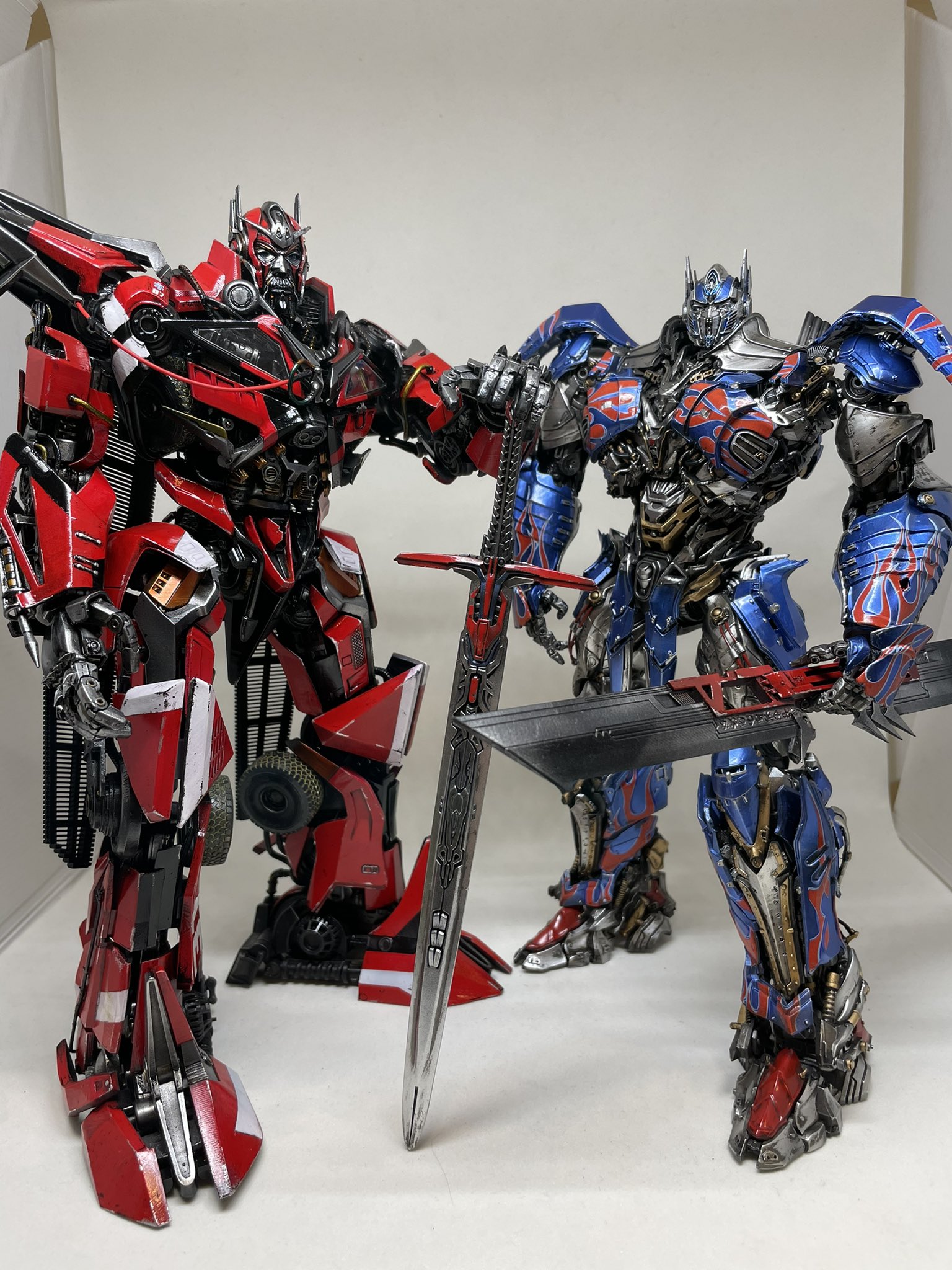 Sentinel Prime Vs Optimus Prime