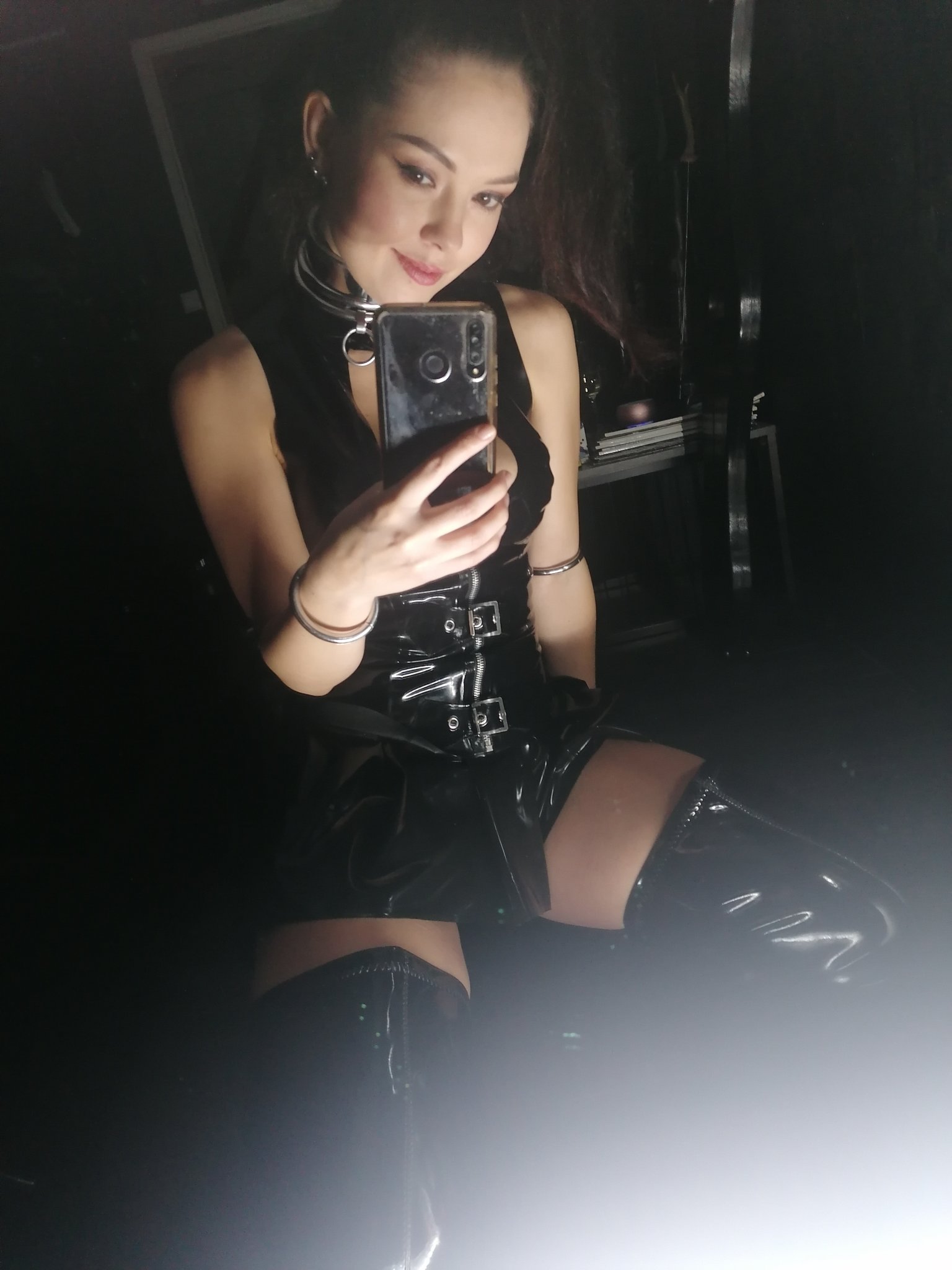Sophiexelodie On Twitter Latex Ist Einfach Etwas Schönes 🖤 Einmal Angezogen Und Schon