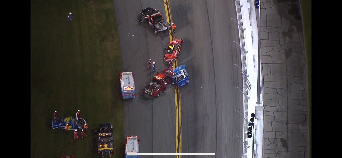 “No video of the incident with Robby Lyons but heres a photo of it ...