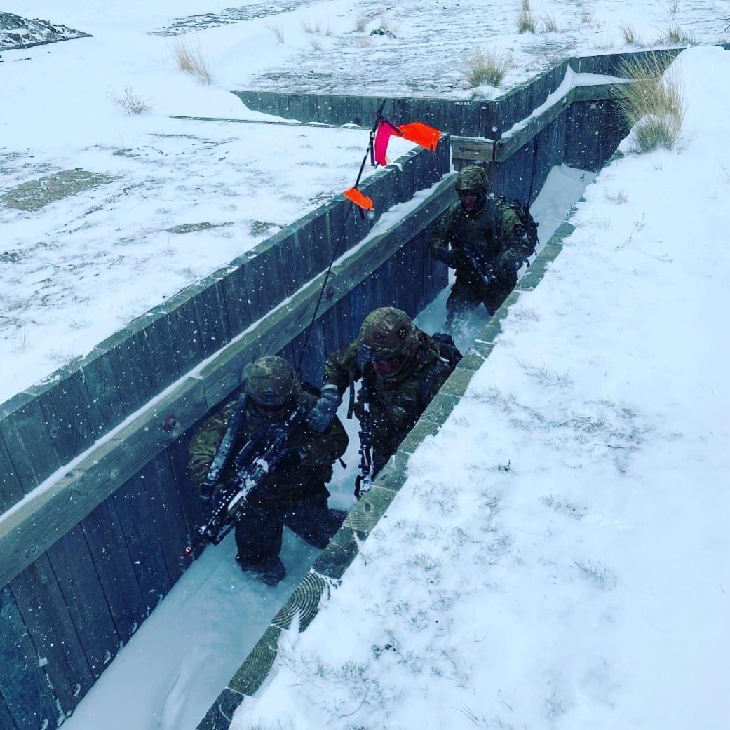 Harlem Shake Gif Army