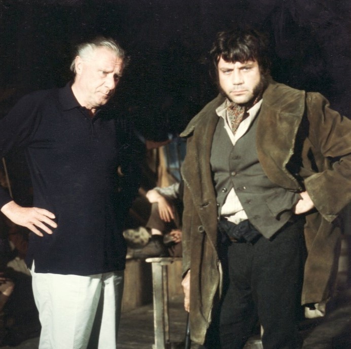 Oliver Reed Bill Sykes