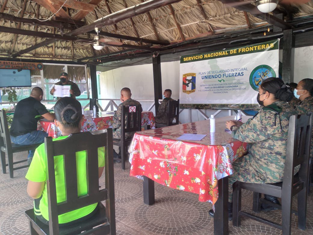 SENAFRONT PANAMÁ @senafrontpanama Timeline, The Visualized Twitter ...