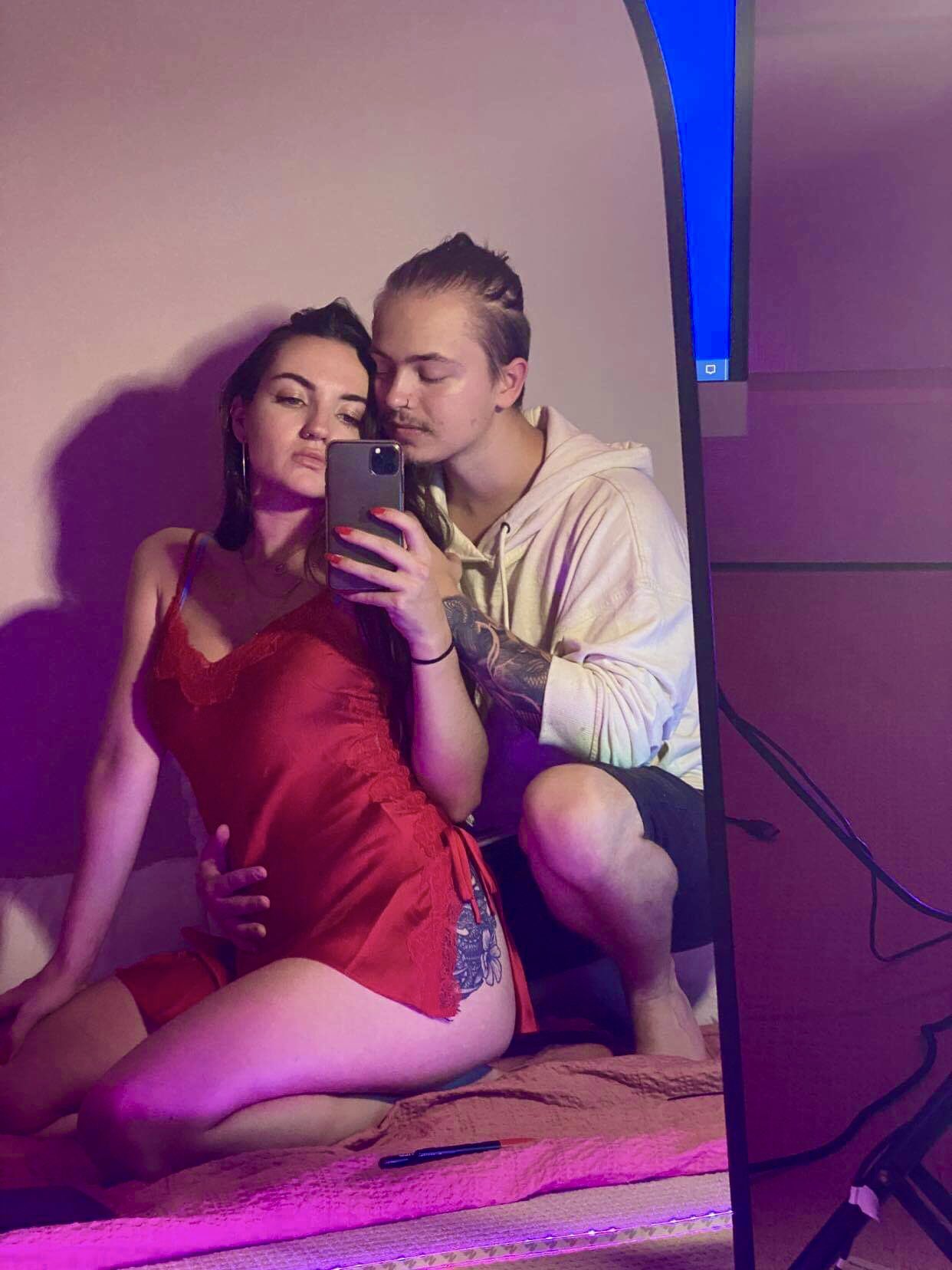 Crybaby on Twitter: "Ya girl got banned from twitch 🥵 go support my accounts & show some love ...