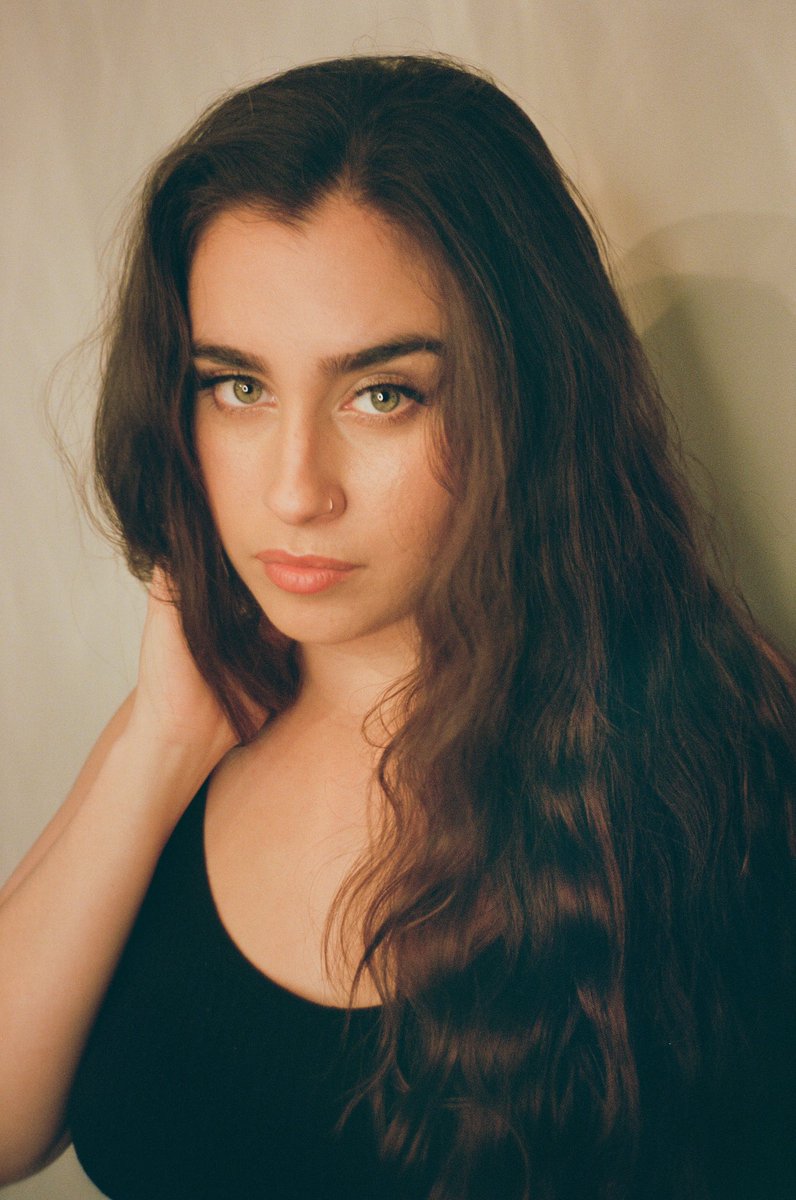 Lauren Jauregui Eyebrows