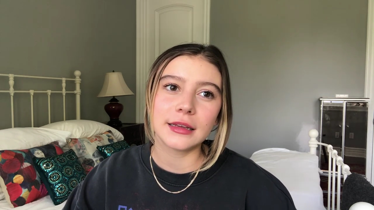 G Hannelius 2022 Selfies