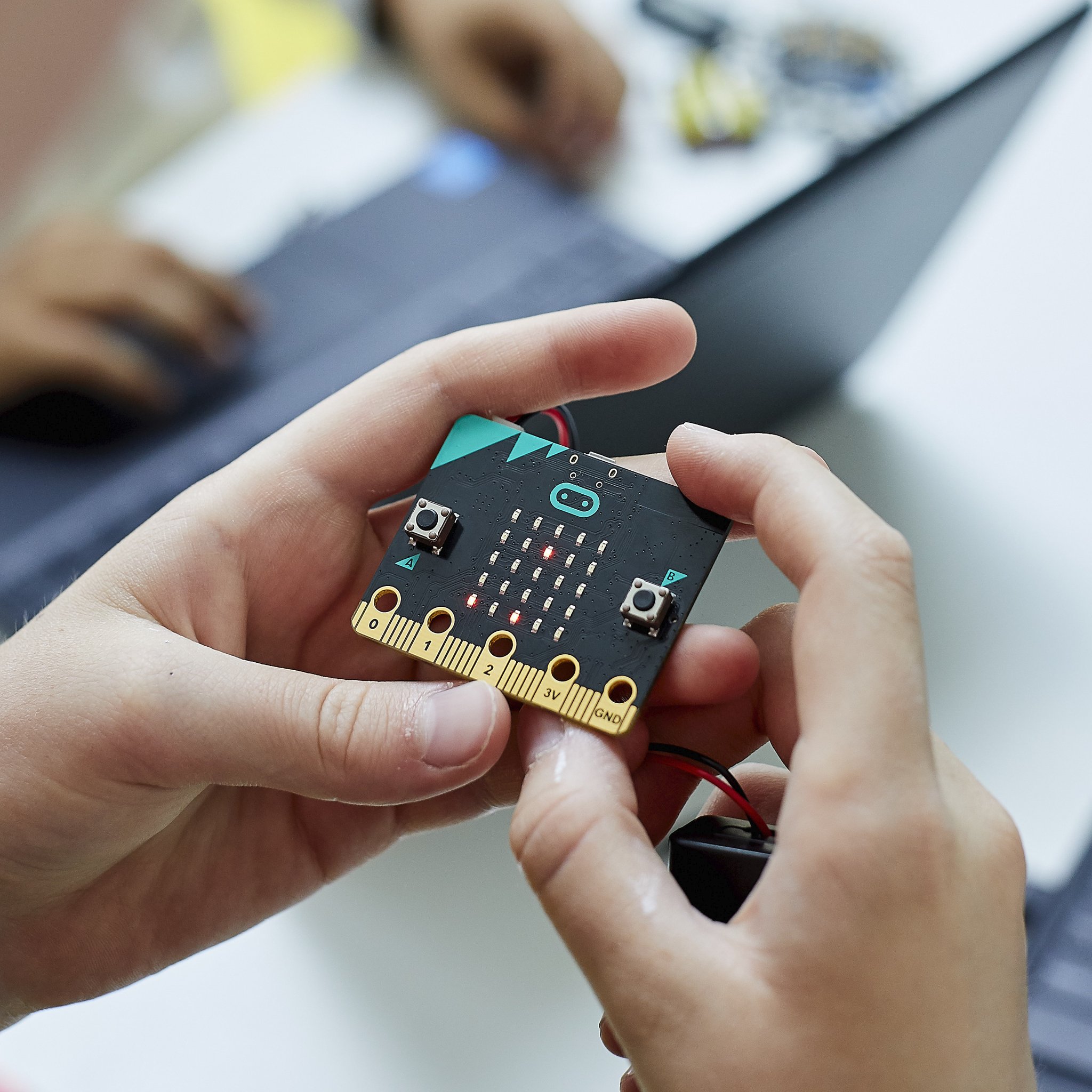 Micro:bit Educational Foundation on Twitter: "Join us for an online meeting about physical ...