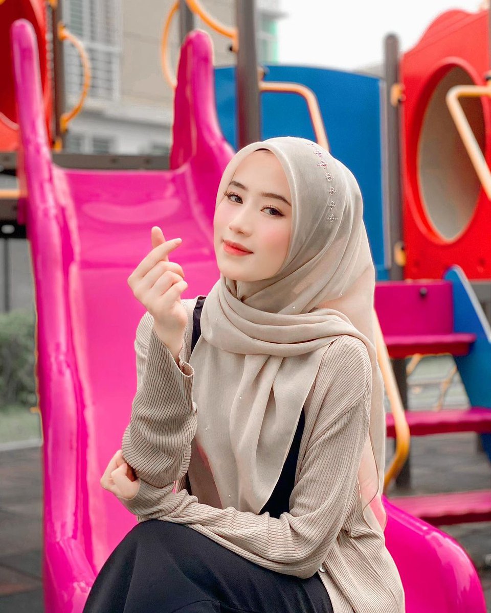 Pretty shaha malay Box @penangloversexy