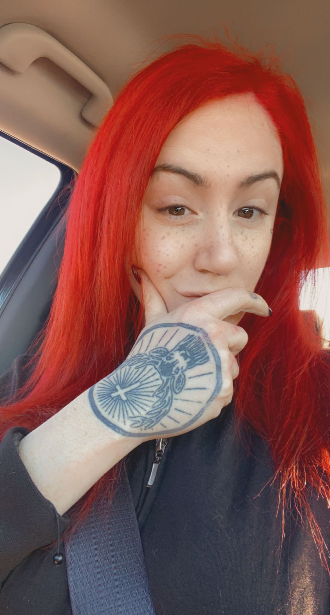 TW Pornstars - Demonika Devour. Twitter. Feeling normal. 4:17 PM - 20 Feb 2021