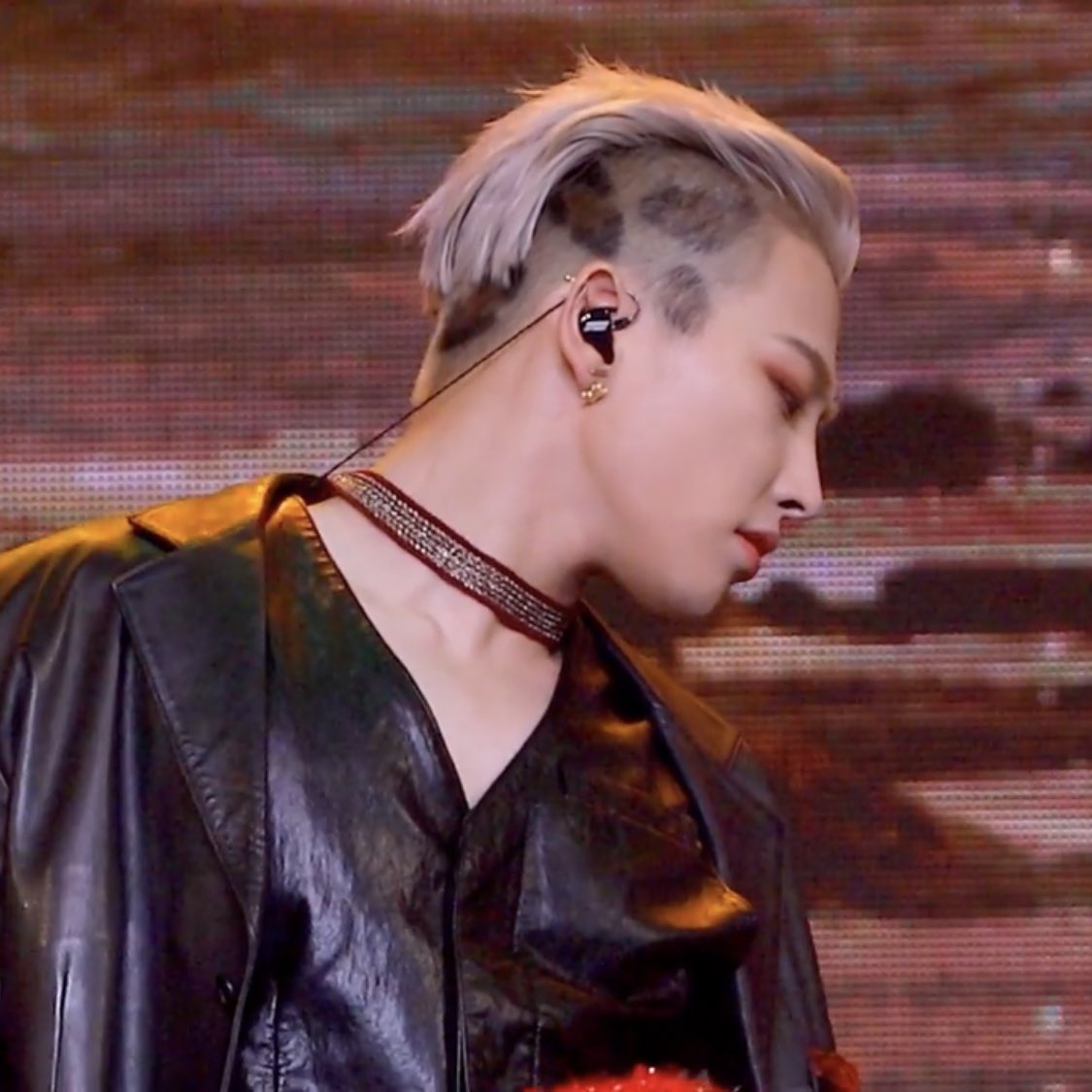 Forget best hair, do you have a LEAST favorite hairstyle on your idols ...