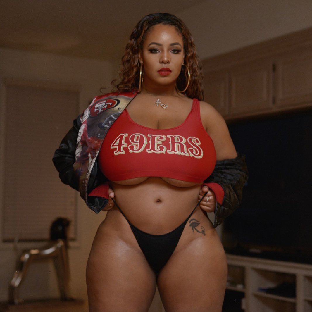 Persephanii Aka Thick Yonce on Twitter: "Faithful 💛 ️ 📸 by @isaiahmays https://t.co/k4Kq0obTet ...