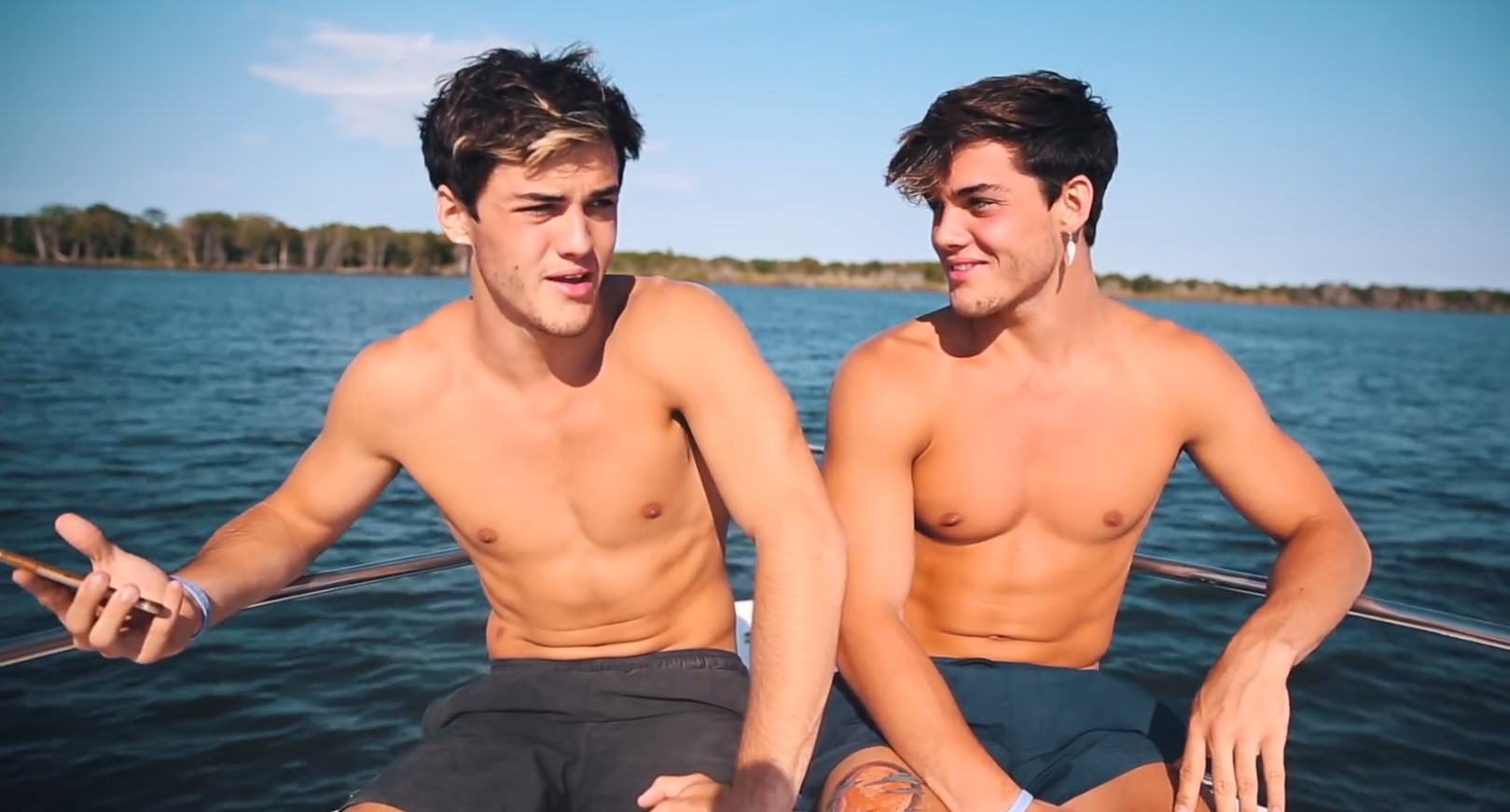 𝗰𝗲𝗹𝗲𝗯𝘀·𝗯𝘆·𝘀𝗲𝗯 On Twitter Dolan Twins 0dvtoinfnr Twitter
