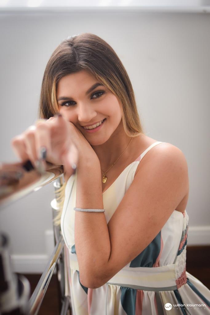 Dandara Becker 💫 (@Dandarabecker18) | Twitter