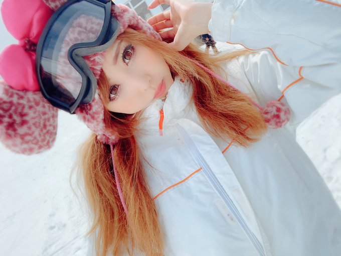 Twoucan - 桃色れく🍑Patreonはじめました (@momoreku)