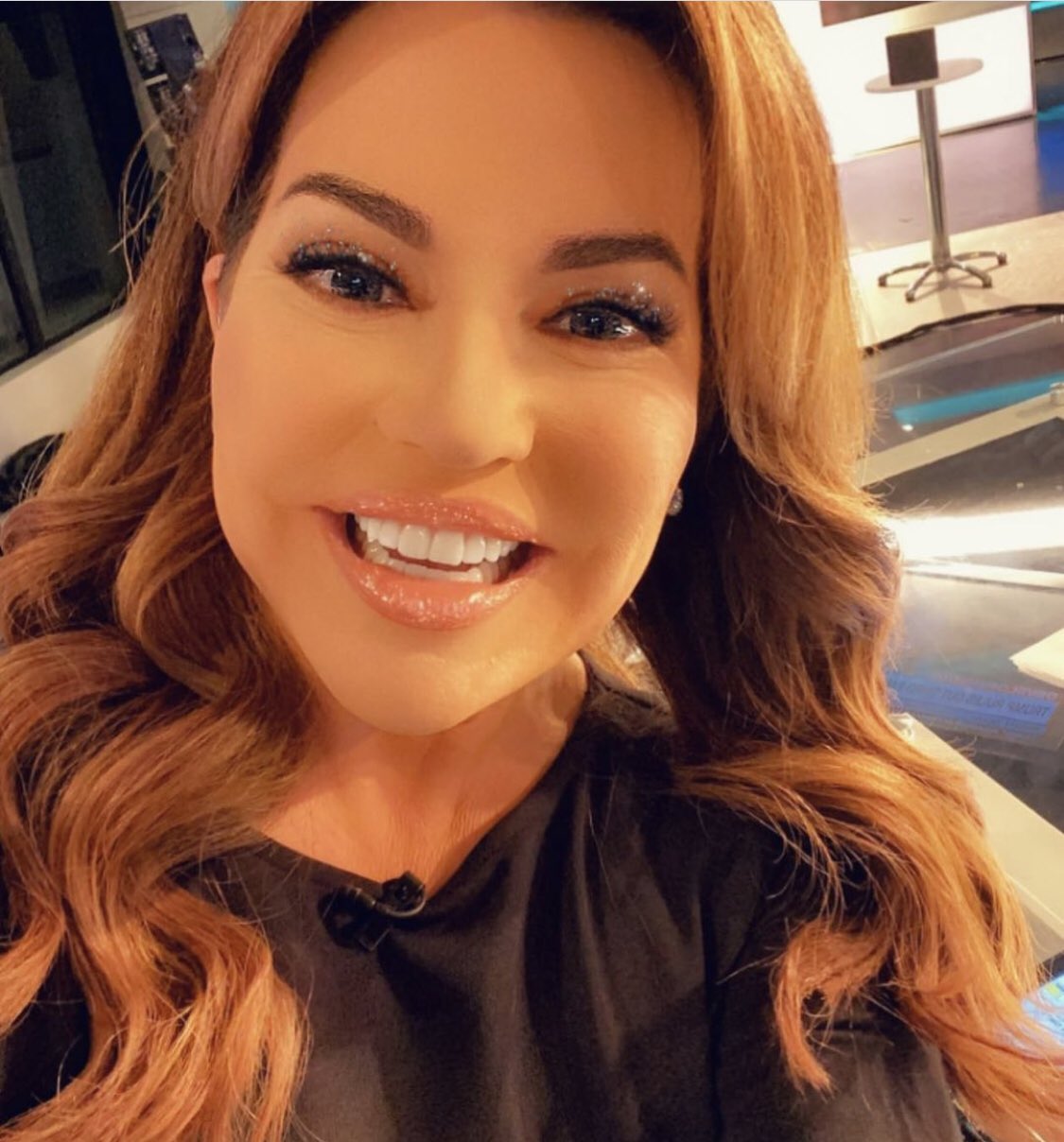 Robin Meade Twitter Robin Meade (@RobinMeade) / X