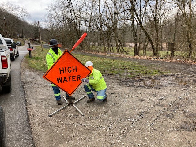Morgantown, WV Road Conditions with Driving and Traffic Flow ...