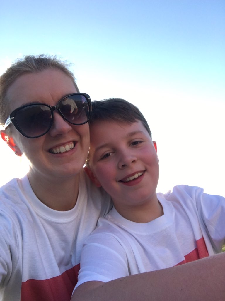 Kim Garland's Instagram, Twitter & Facebook on IDCrawl