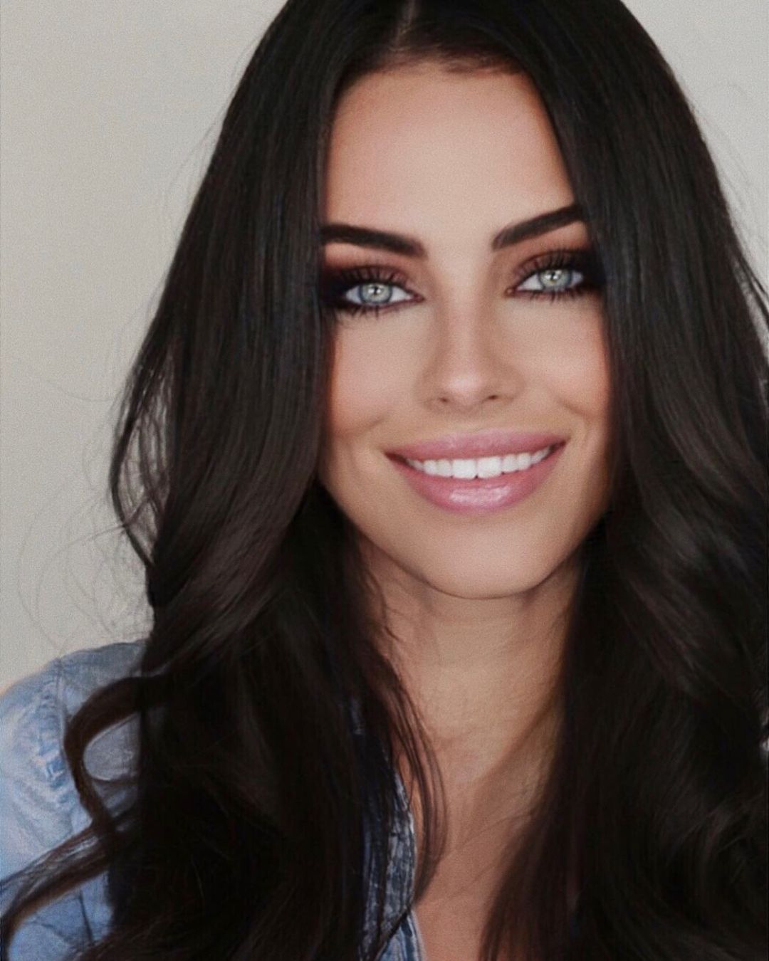 Jessica Lowndes Twitter
