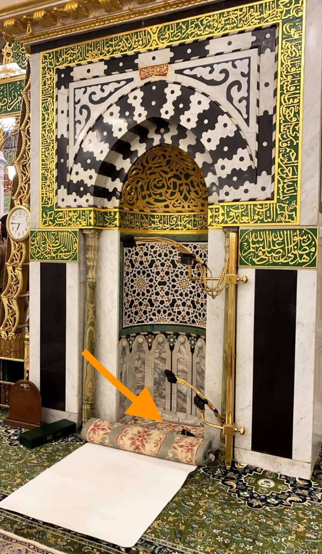 Masjid E Nabvi Mehrab