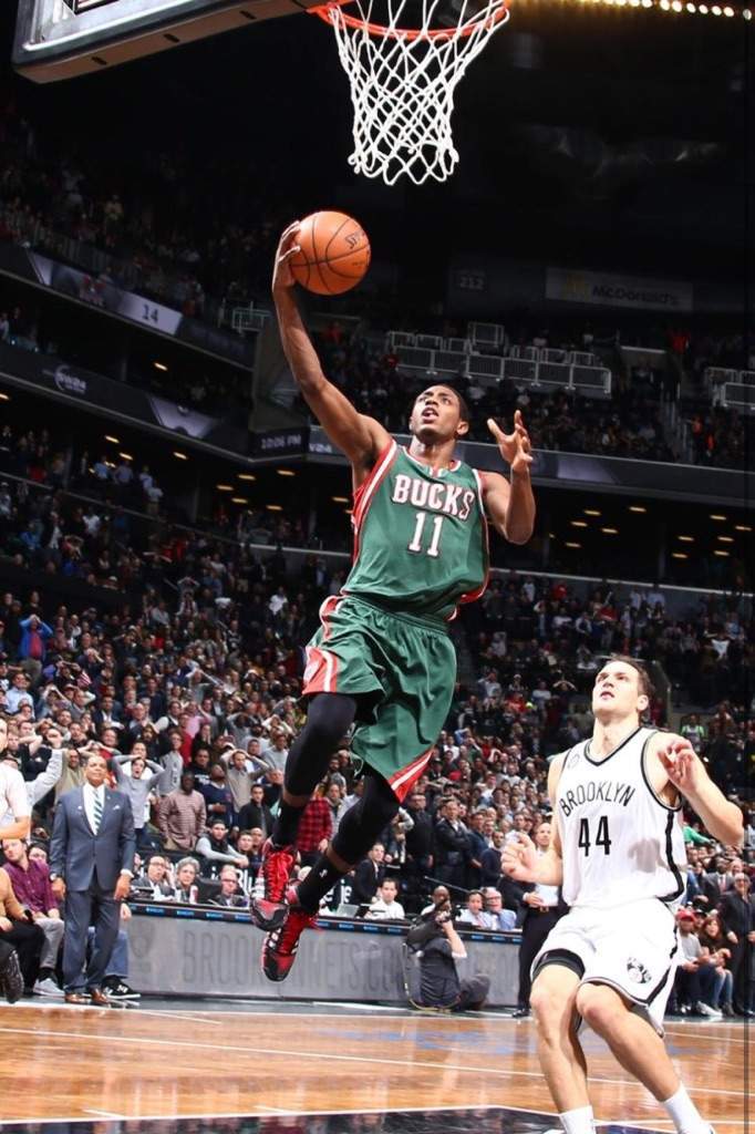 Brandon Knight Bucks Dunk
