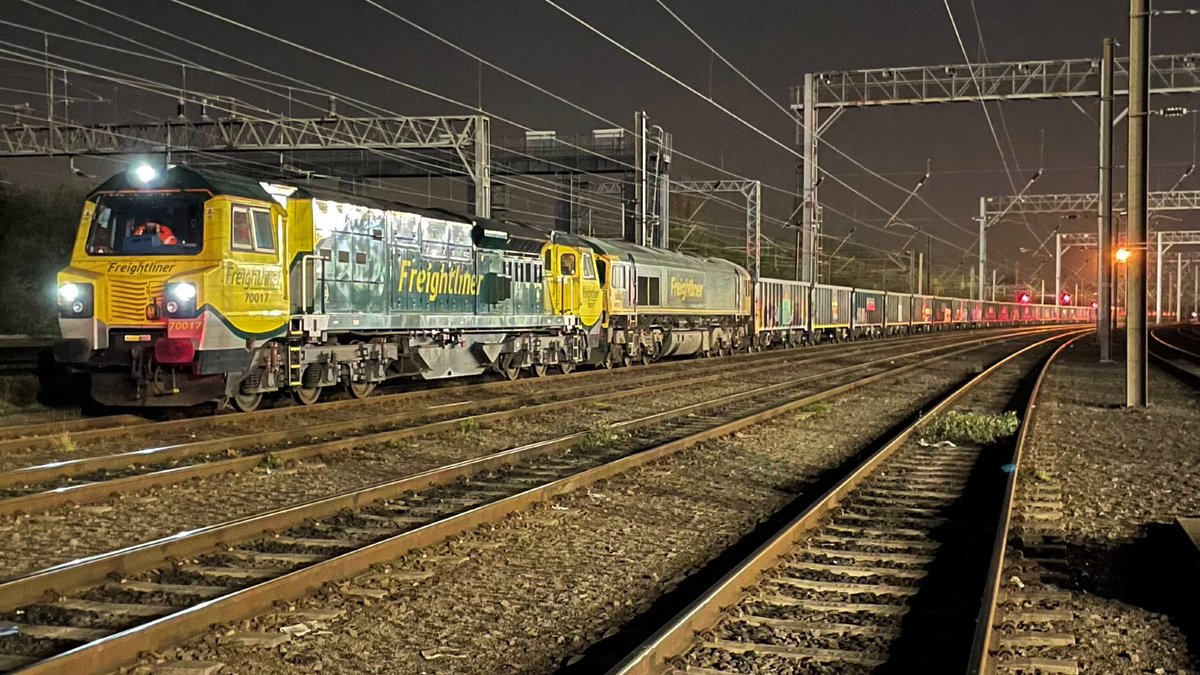 The heaviest freight train ever on the WCML ran on March 17 when ...
