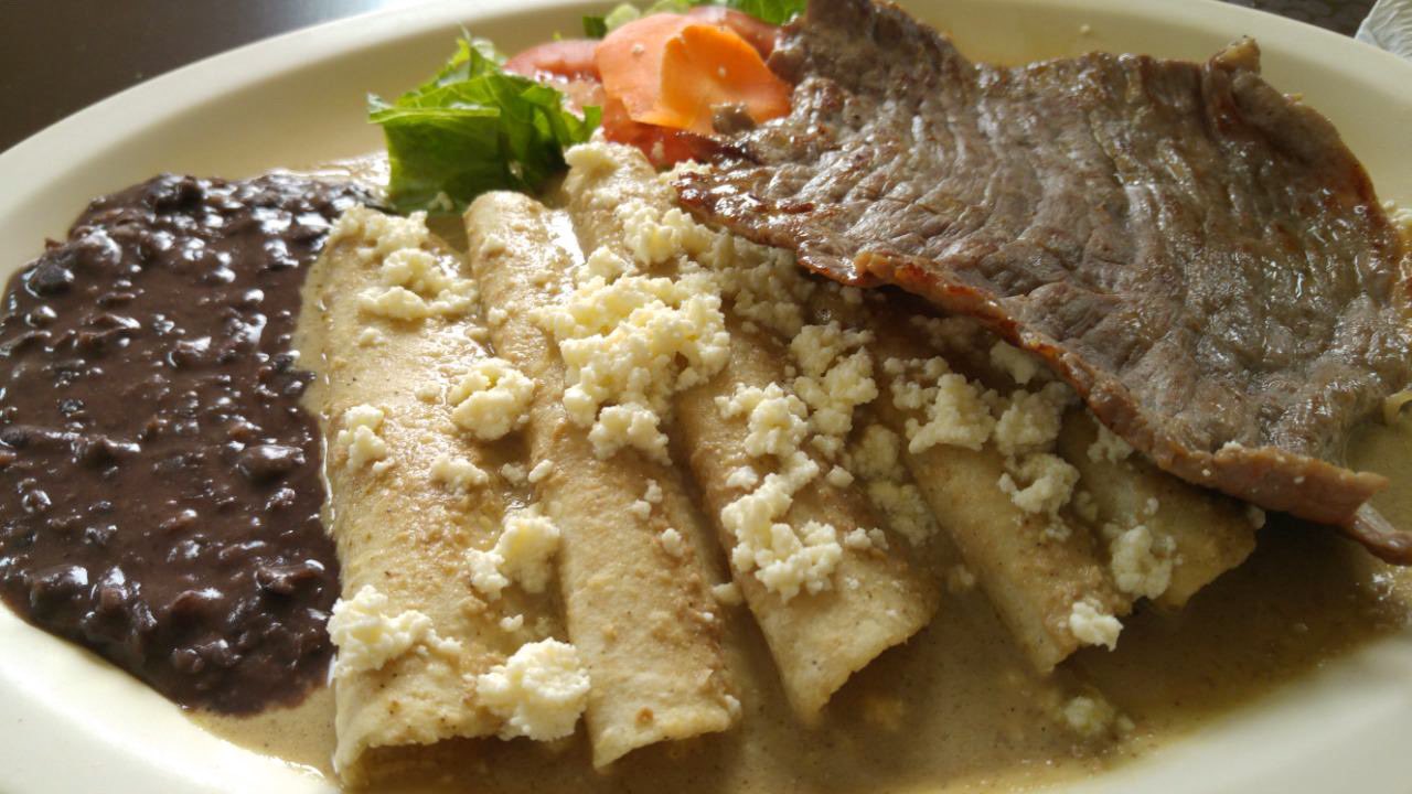 Enchiladas Huastecas Potosinas