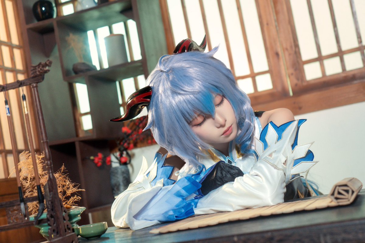 Twoucan - Nikulli (@nikulli)