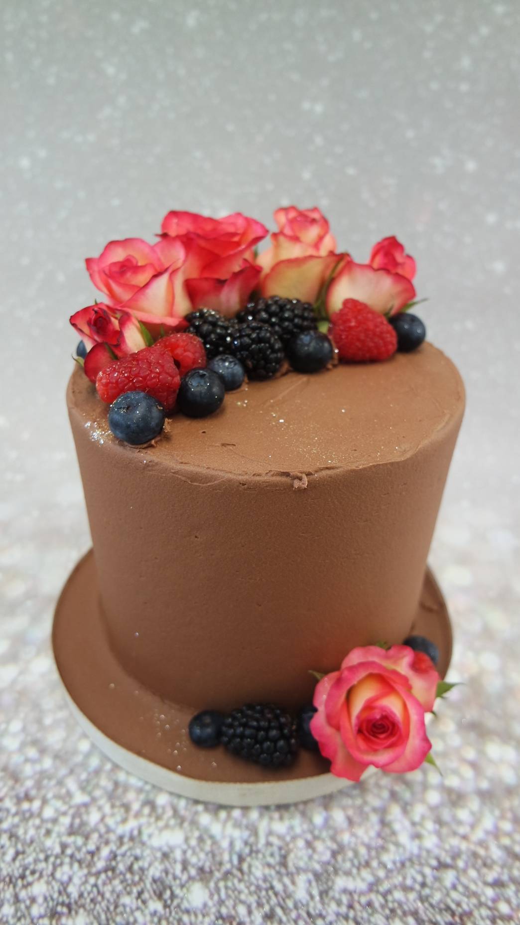 Chocolate Cake With Fresh Roses