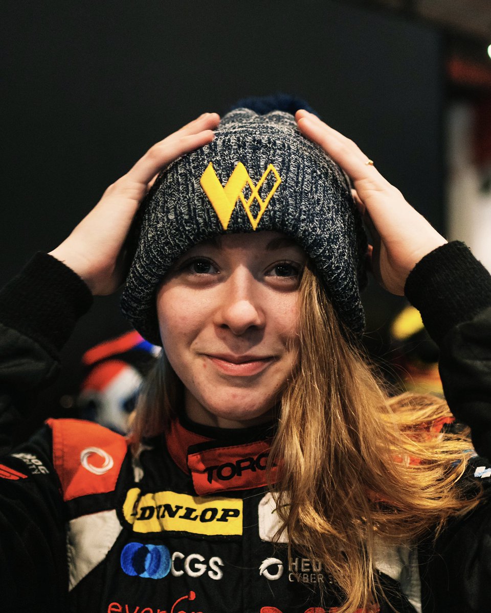 Emily Linscott's Instagram, Twitter & Facebook on IDCrawl