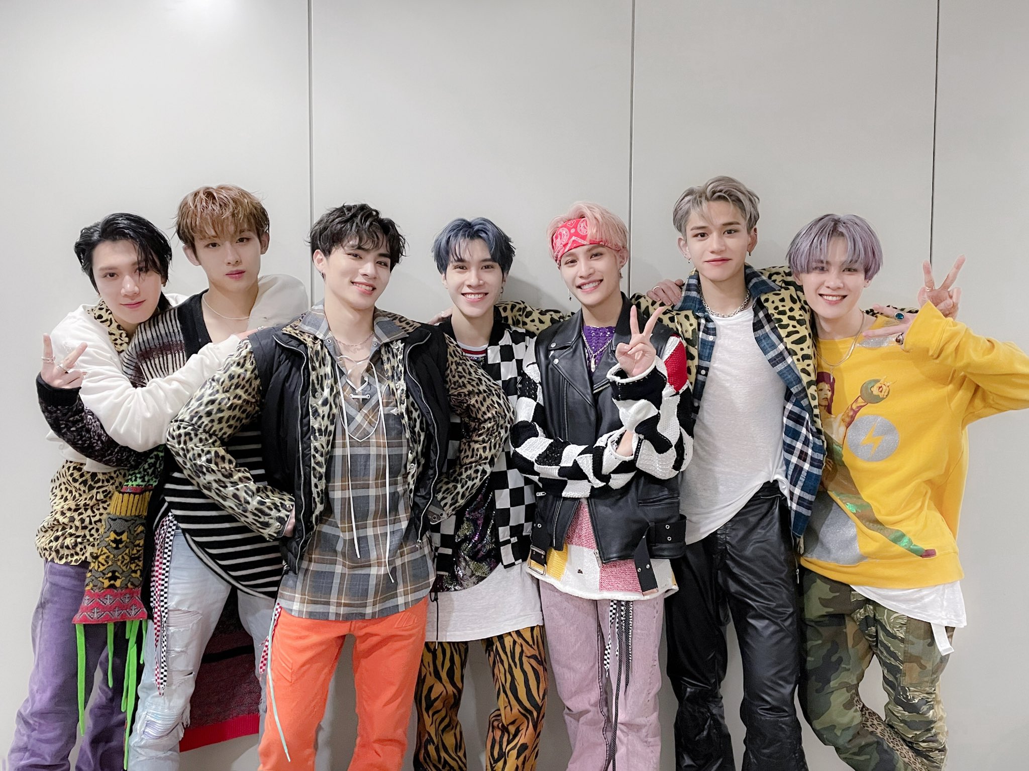 WayV on Twitter: "#WayV ️ M countdown📸 #威神V #WeiShenV https://t.co/p2WhQfSJHE" / Twitter