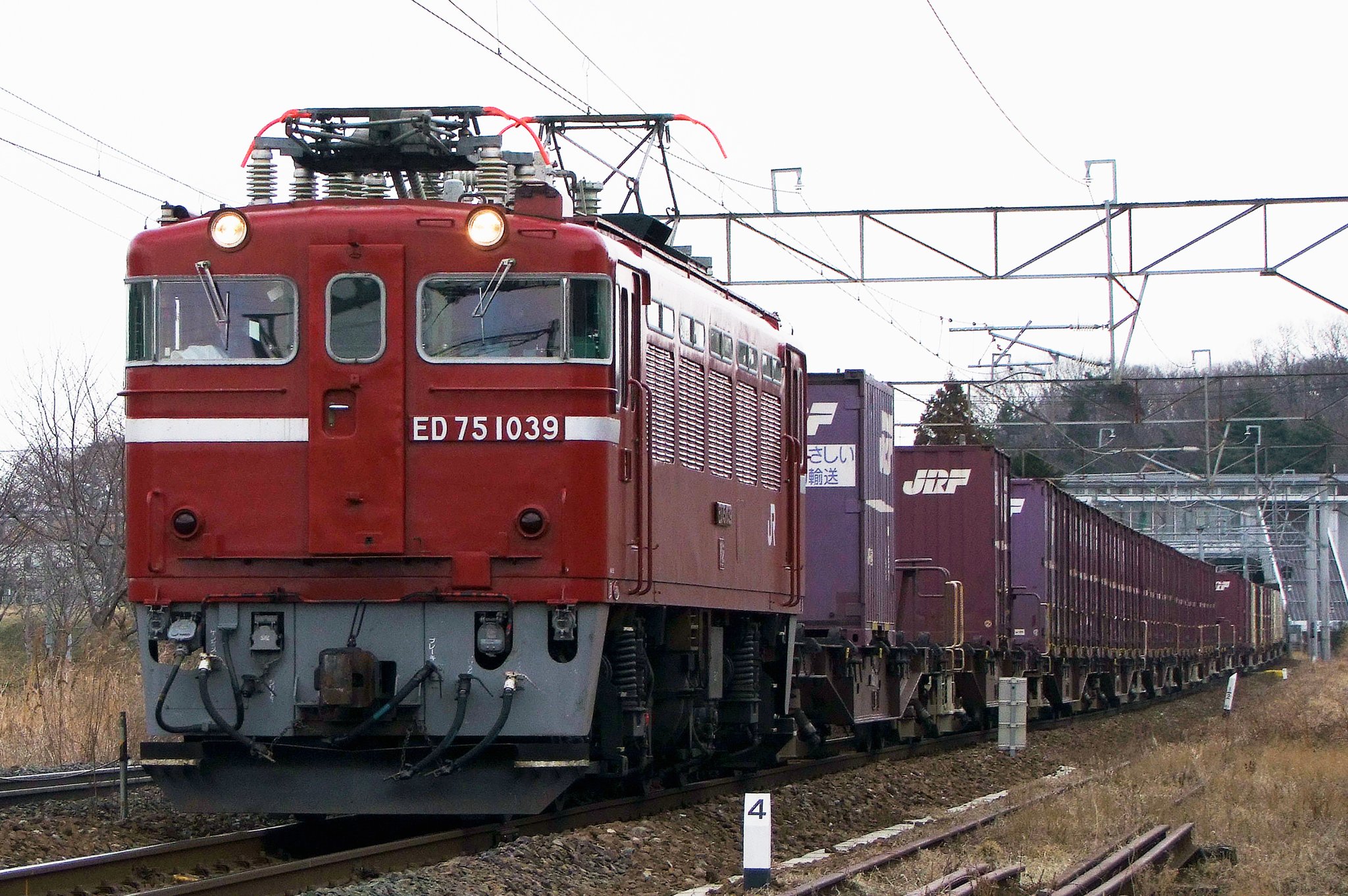 TZ on Twitter: "10年前の本日 2011.3.11撮影 常磐線貨物 92レ ED75 1039 常磐線内で津波の直撃を受けたあの列車。報道中継で見た方も多いと思います。 当日は ...