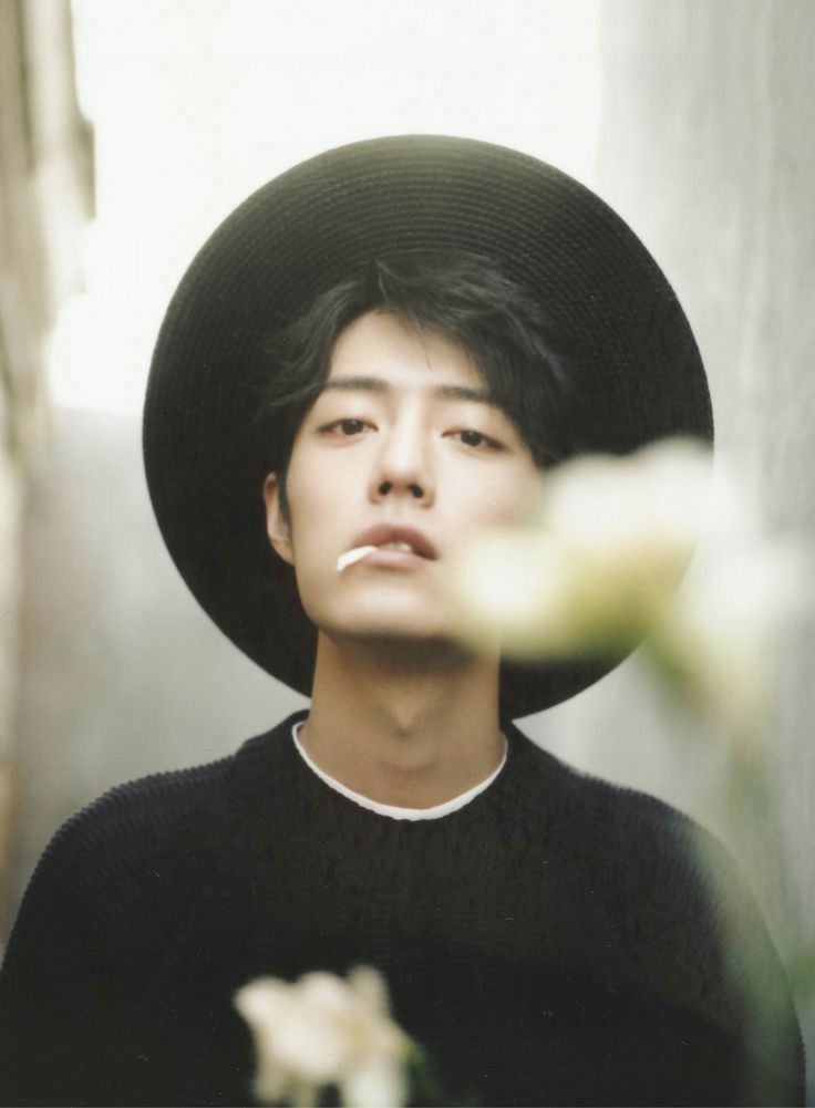 estef 廿 on Twitter: "wang yibo and xiao zhan harper's bazaar iconic photoshoot: a thread https ...