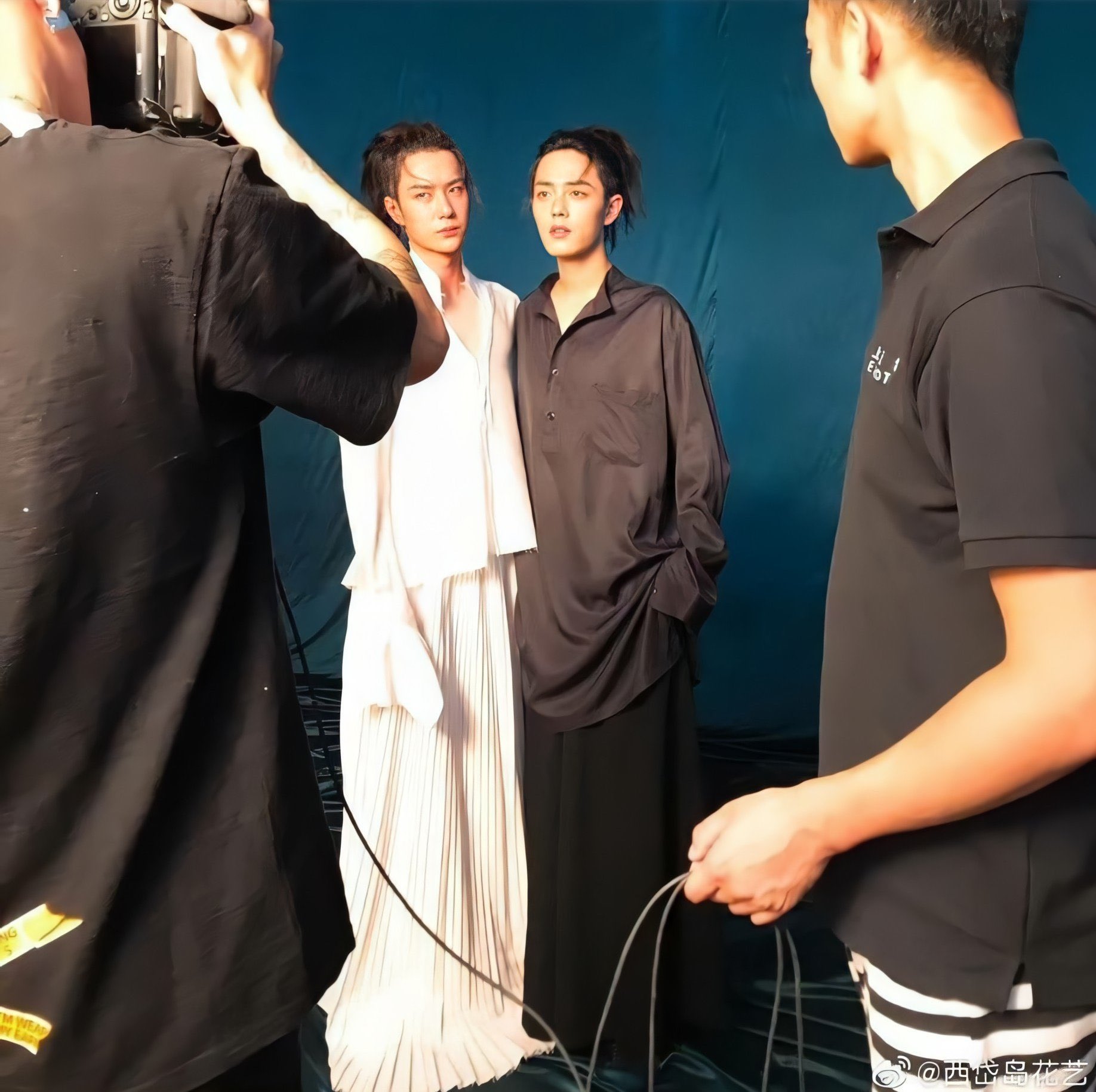 estef 廿 on Twitter: "wang yibo and xiao zhan harper's bazaar iconic photoshoot: a thread https ...