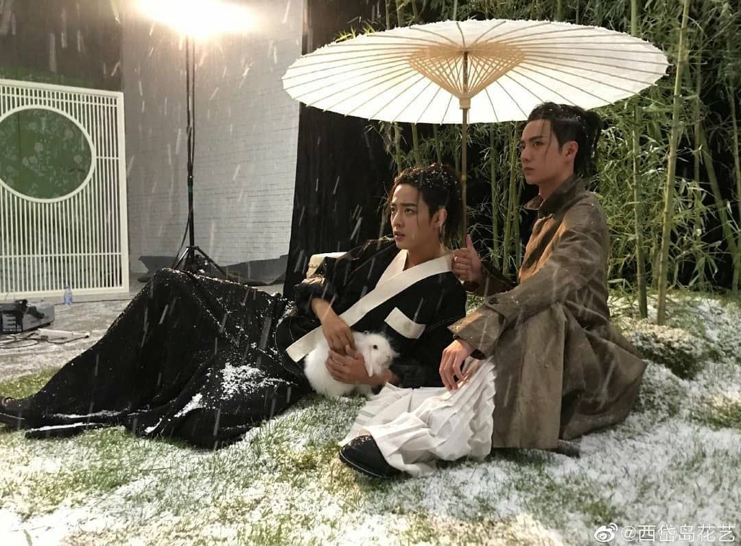 estef 廿 on Twitter: "wang yibo and xiao zhan harper's bazaar iconic photoshoot: a thread https ...