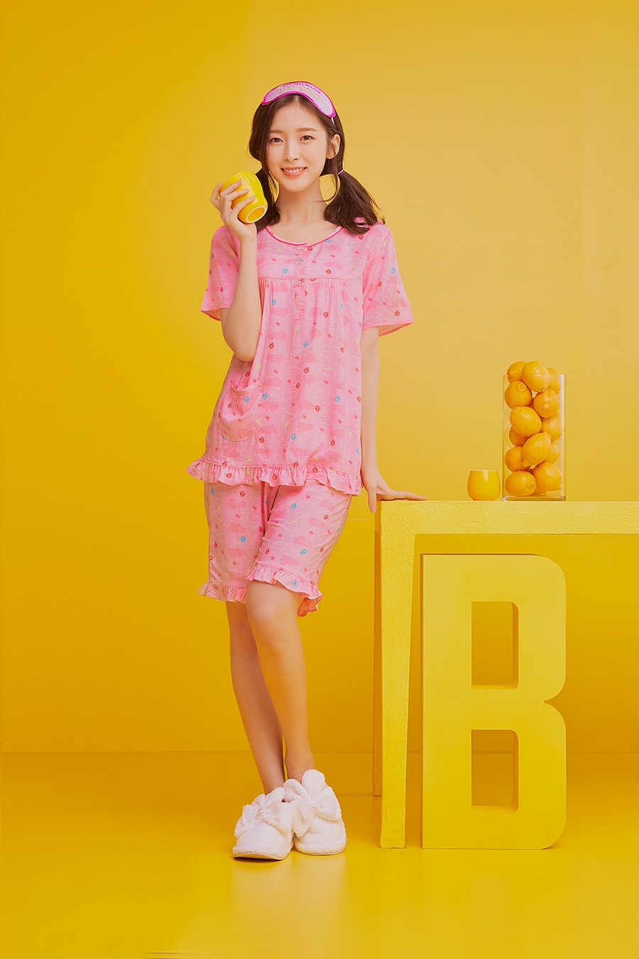 (SLOW) OH MY GIRL Indonesia on Twitter: "OH MY GIRL Arin x BYC! (2) #OHMYGIRL #Arin #오마이걸 #아린 ...