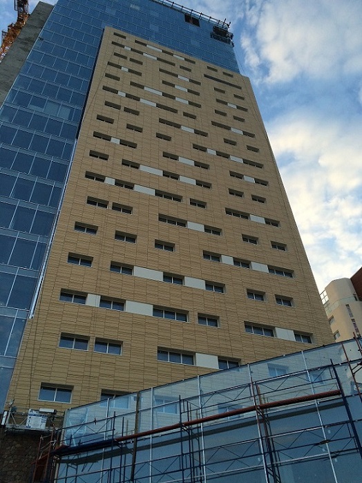 ALGERIE | l'Algerie possède de plus en plus de gratte ciel et notamment ...