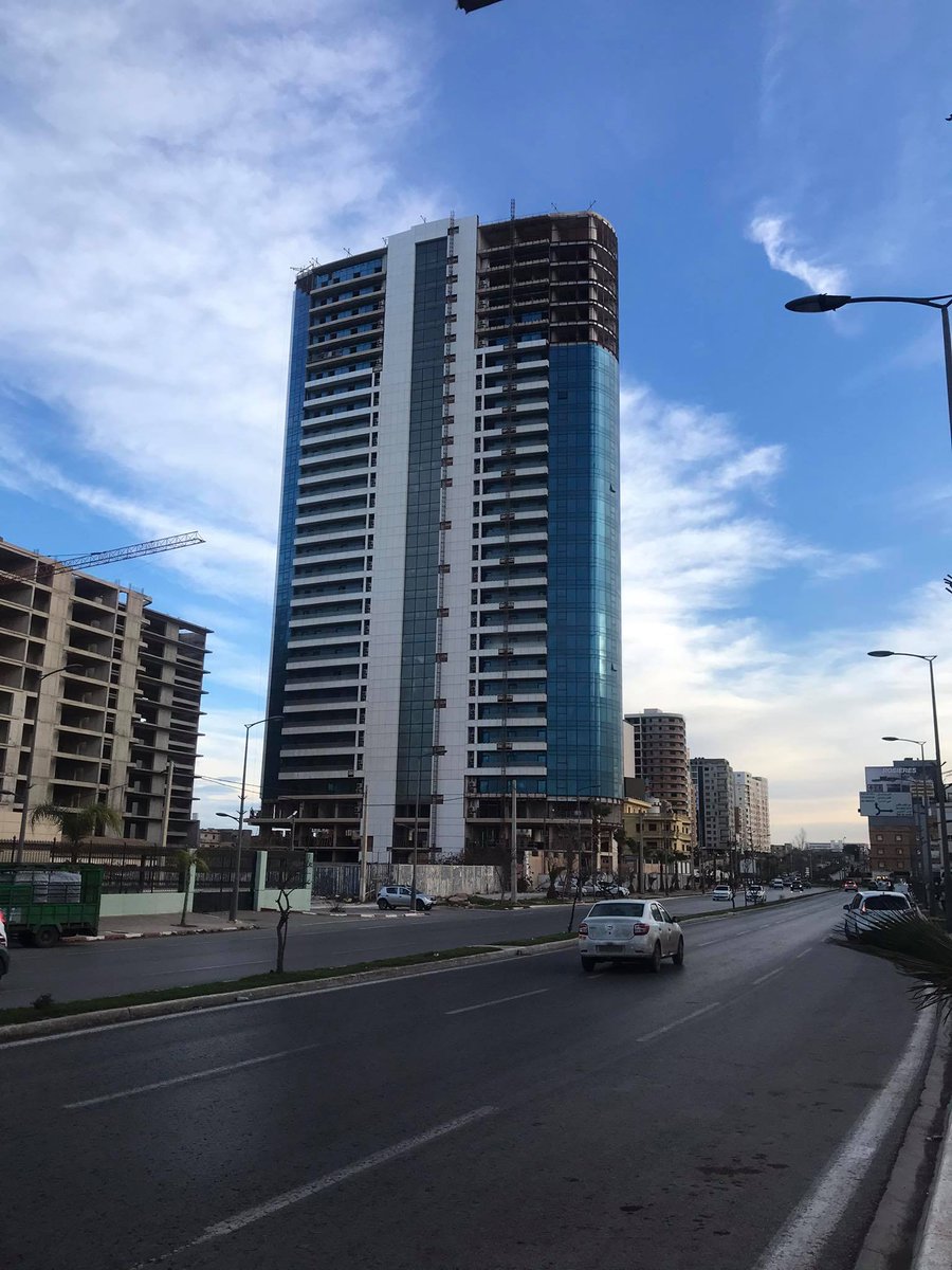 ALGERIE | l'Algerie possède de plus en plus de gratte ciel et notamment ...