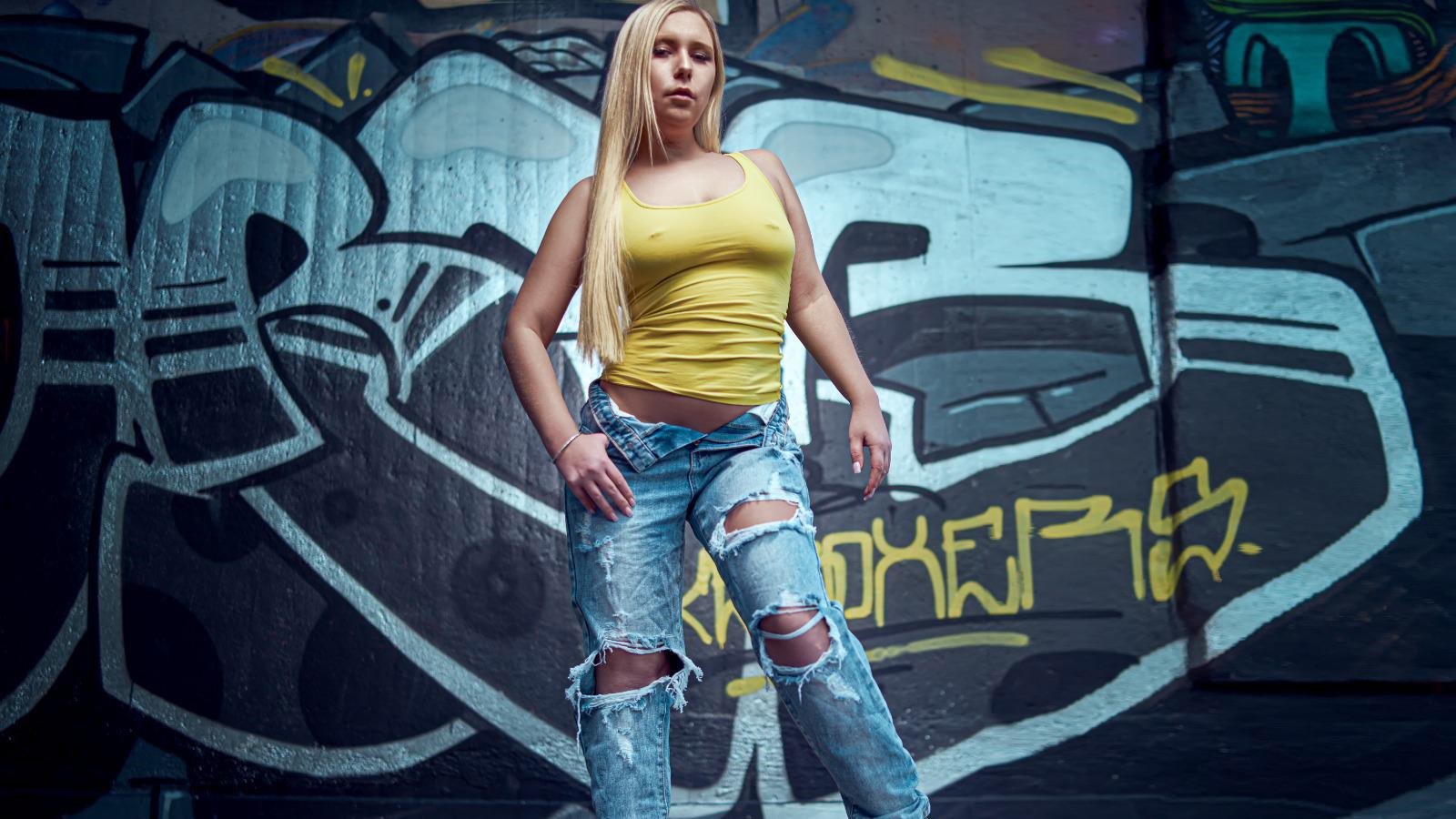 TW Pornstars - Lena Nitro. Twitter. Guten Morgen und einen schönen Start in die neue Woche 💋 ...