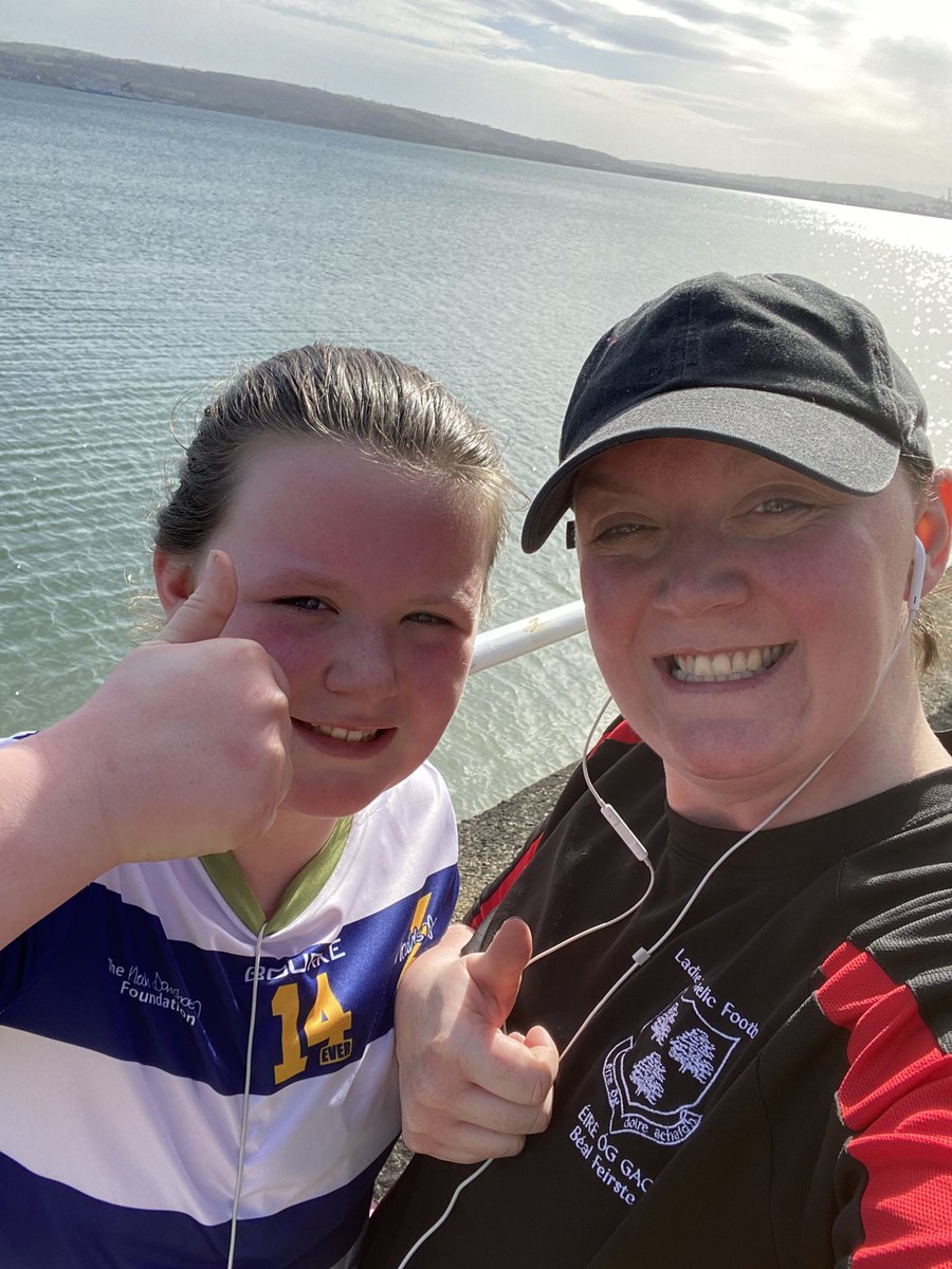 Julie Passmore's Instagram, Twitter & Facebook on IDCrawl