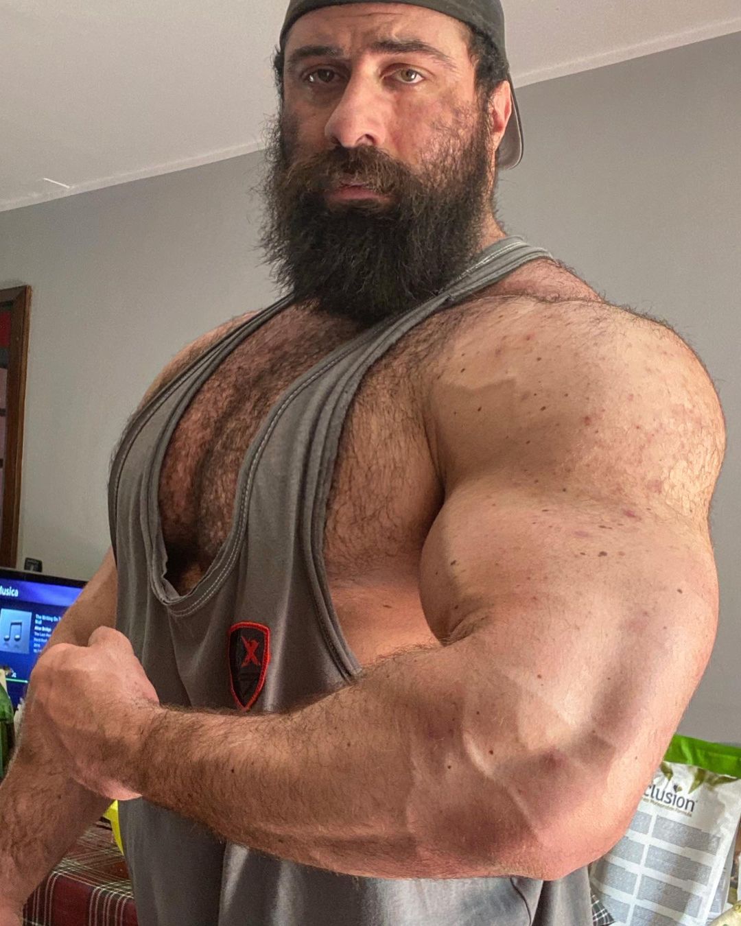 Italian Bodybuilders Bodybuilder Mikle Dill Finishes 15th In Italy