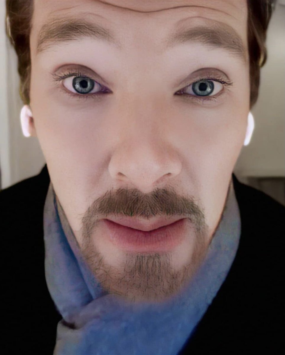 Benedict Cumberbatch Eyes Close Up