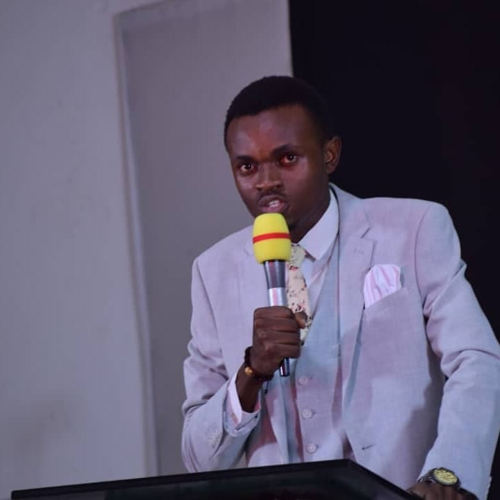 Emmanuel Adesina (@EmmanuelAdesi20) | Twitter