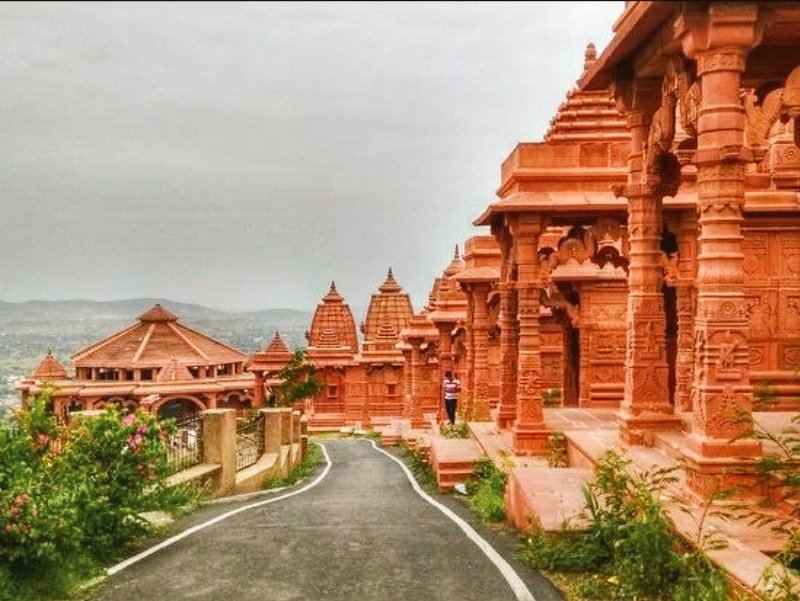 RT @JainPayal12: All is divine, all is God, and unity is divinity ...