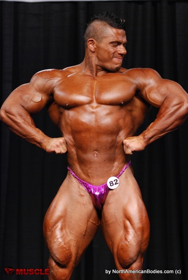 MuscleColtStar (MCS) 38K ️ Thanks on Twitter: "Sexy Jose Reyes front to the back in pink shiny ...