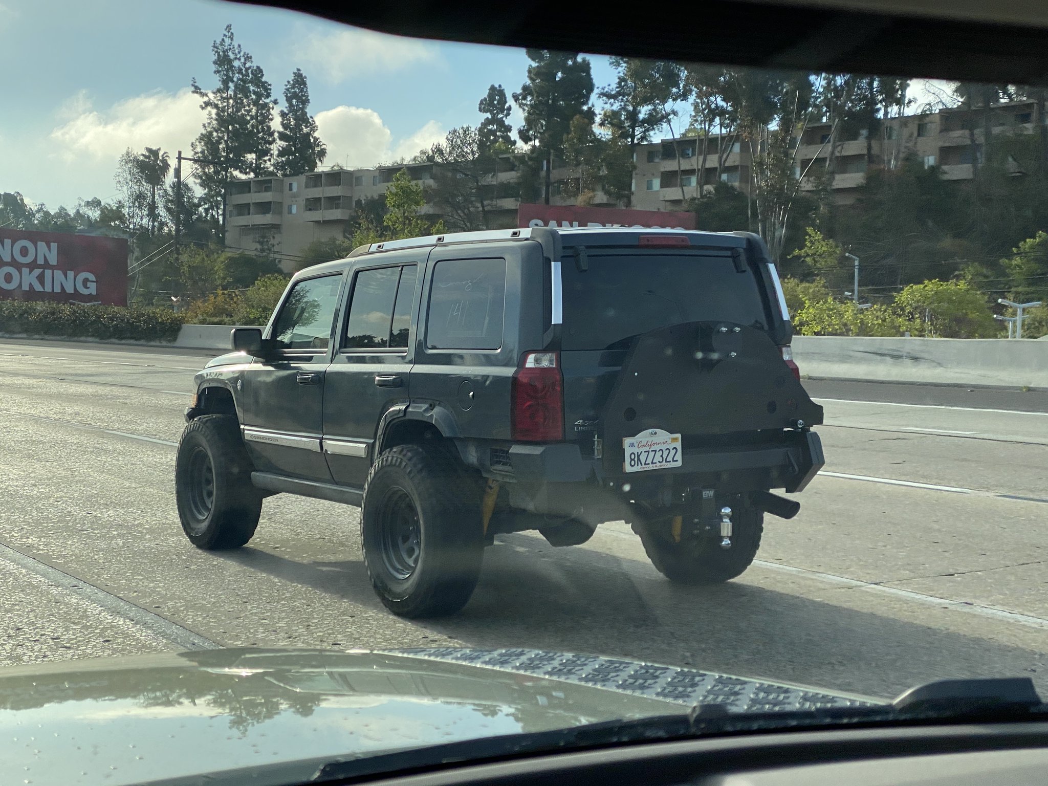 Tricked Out Jeep Commander Jeep Wants To Upsize With A Commander