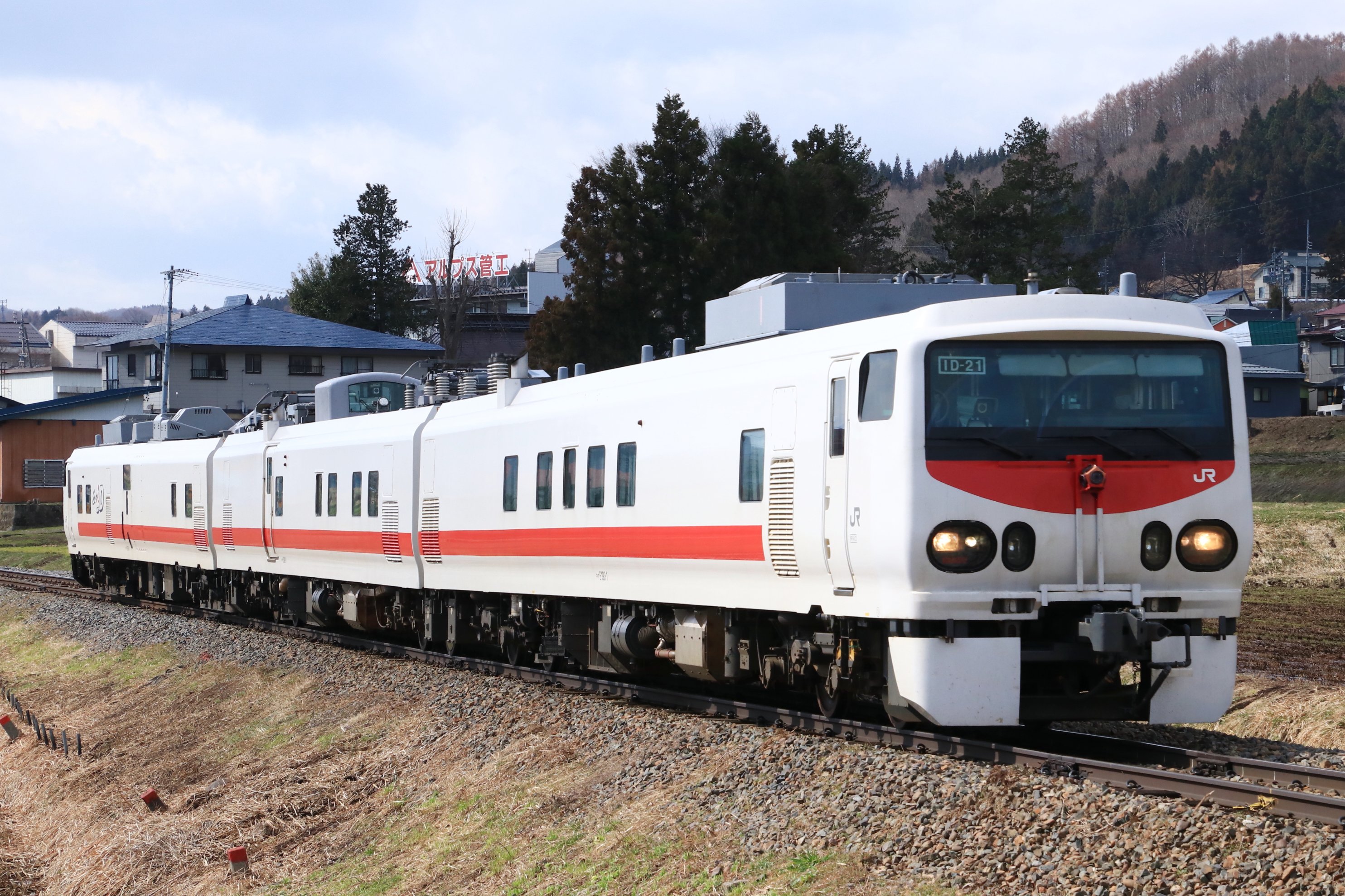 hyama N401編成 on Twitter: "ｷﾔE193系（Easti-D）を使用した飯山線検測が行われたので撮影しました。今日は、早朝ではなく午前中の運転となりおそらく初めて飯山線下 ...