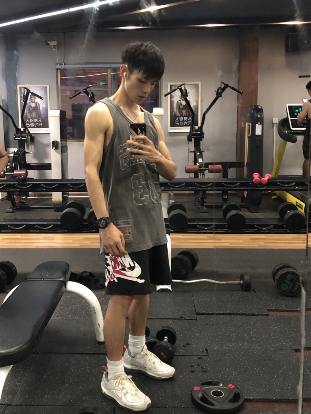 乐仔Levi on Twitter: "晒一张你运动的照片吧。前排打卡！ 🏃 https://t.co/JVzWaQ7Qcf" / Twitter