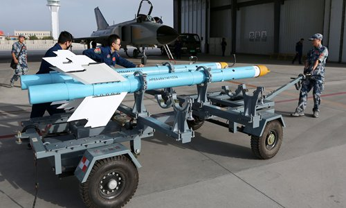 الصين و صناعة الصواريخ جو-جو تظاهر بذلك حتى تنجح فيه. | Arab Defense ...