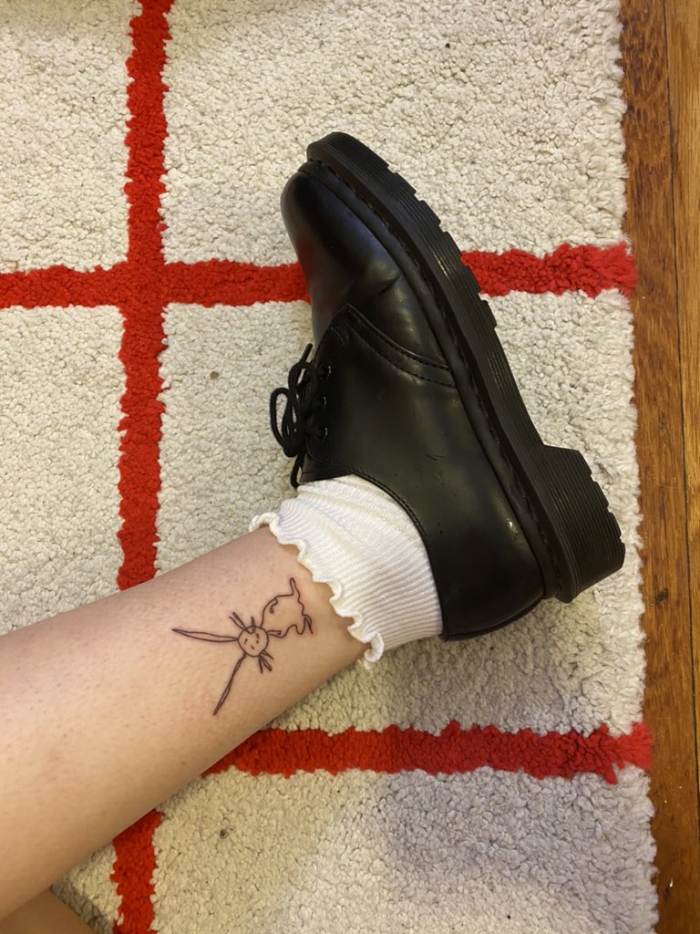 Miranda Cosgrove Tattoo