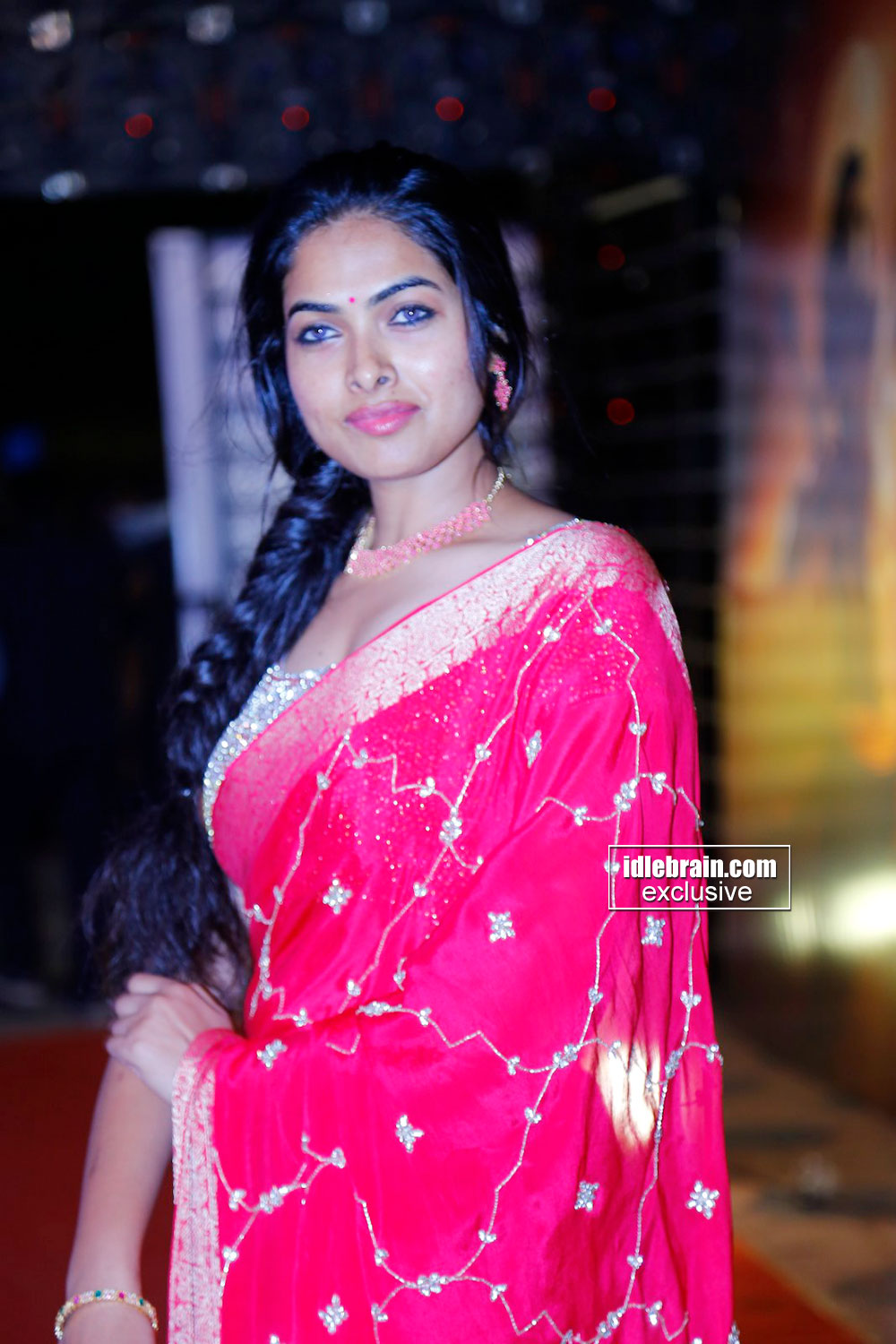 Idlebrain Hot Actress